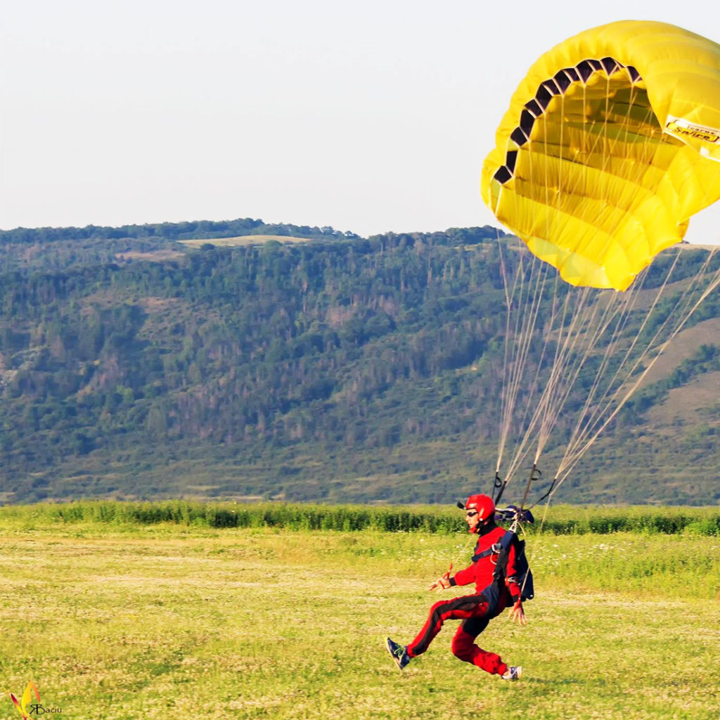 Curs Rapid Parasutism, Cluj - GoExplore