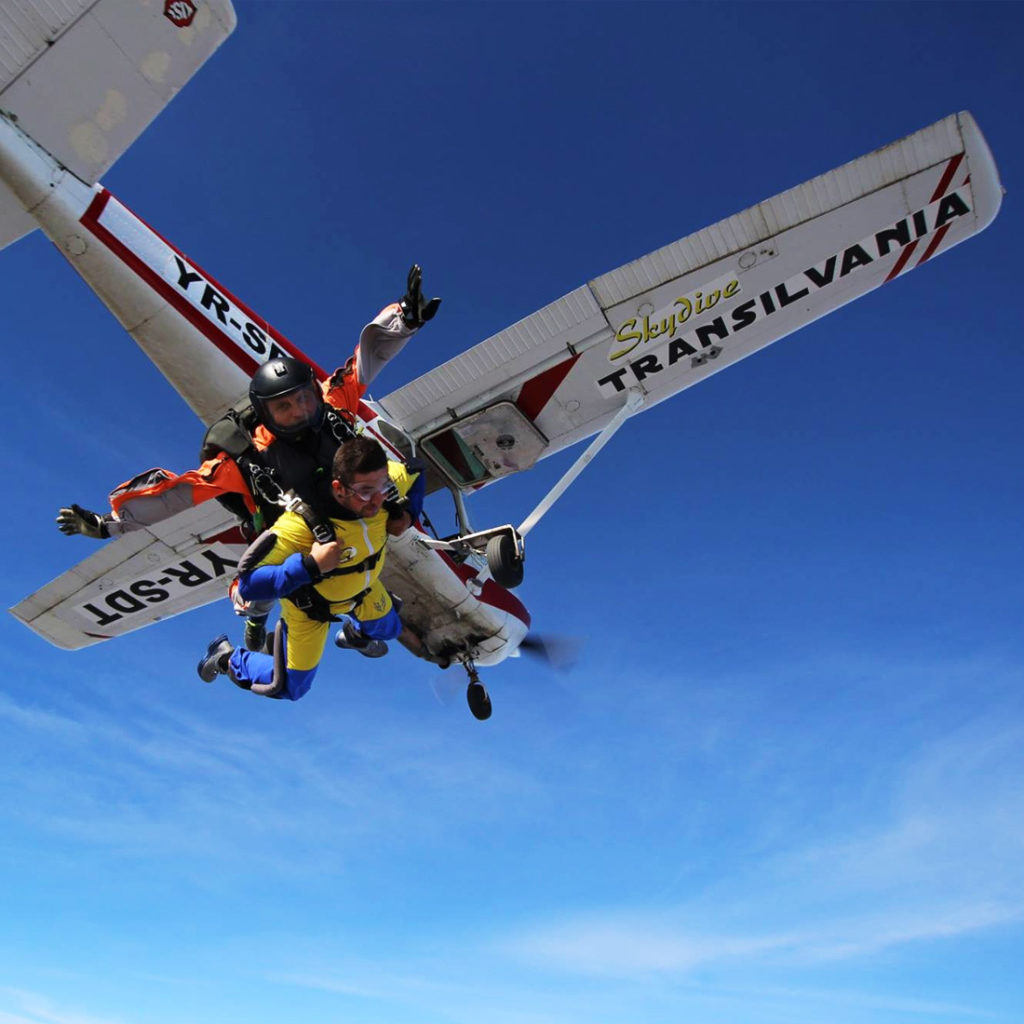 Salt cu Parasuta in Tandem, Cluj - GoExplore